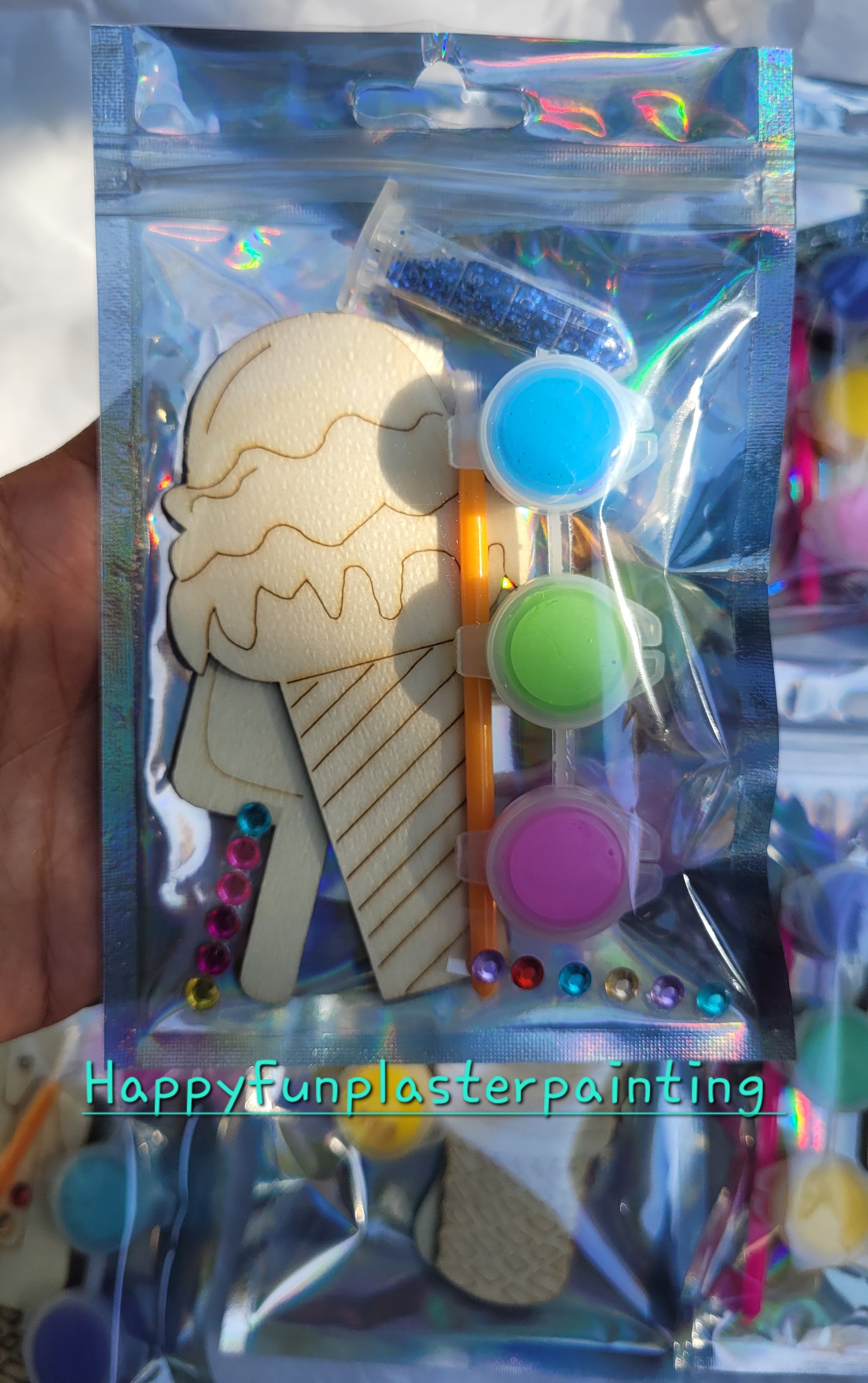 Wooden paints – Happyfunplasterpaint